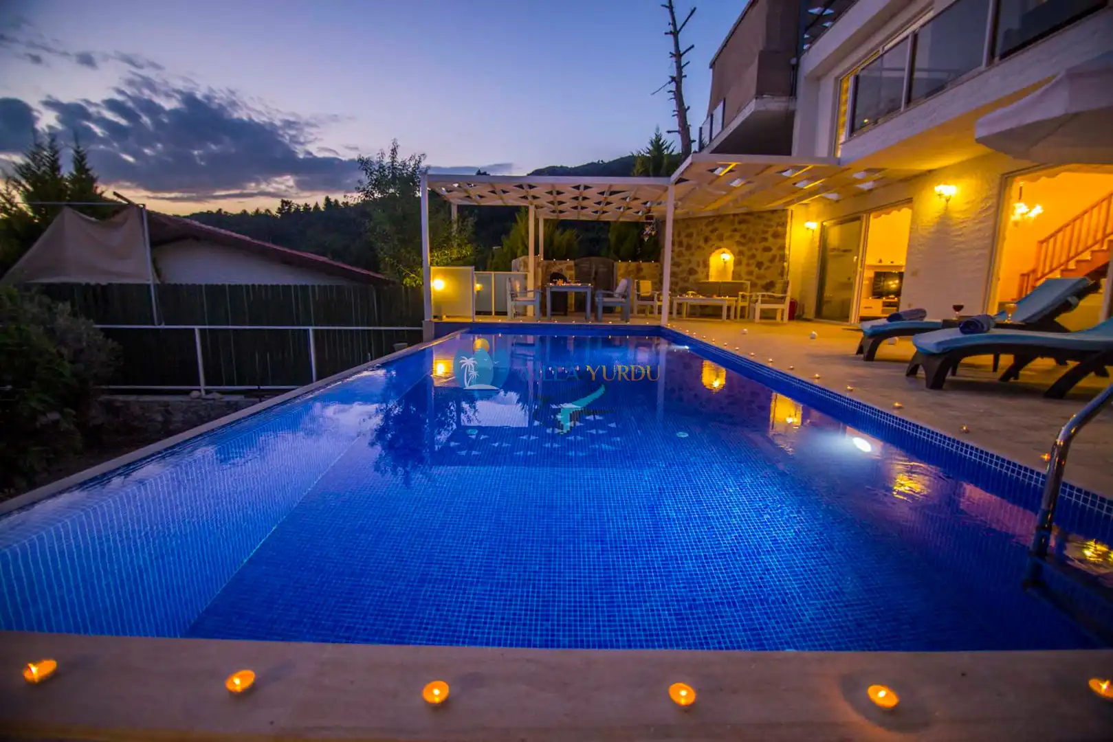 Villa Platone | Jakuzili Balayı Villası | Villa Yurdu, VillaYurdu.com